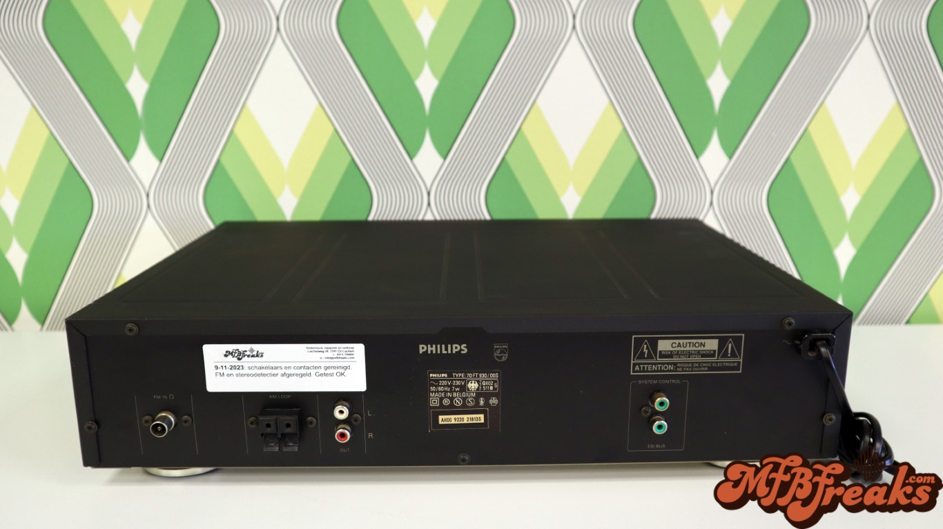 Philips FT930 AM-FM tuner - MFBFreaks.com